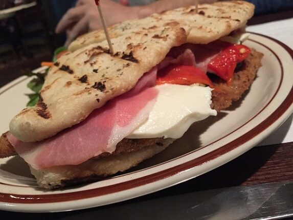 6 Locais para Comer Panini em Roma - 2021 - Fui por aí